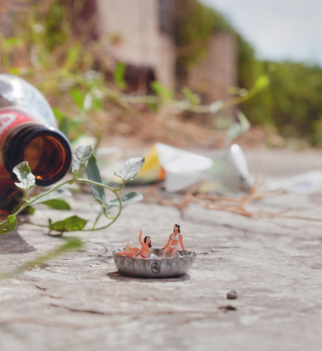 Slinkachu - The high life - Photography signed and numbered